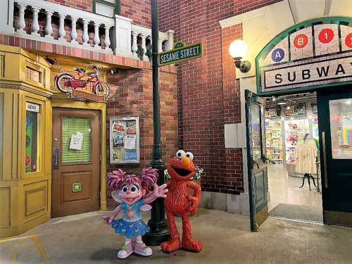 Guide to Sunny Days at Sesame Street Land – Michelle Valentine – Love ...