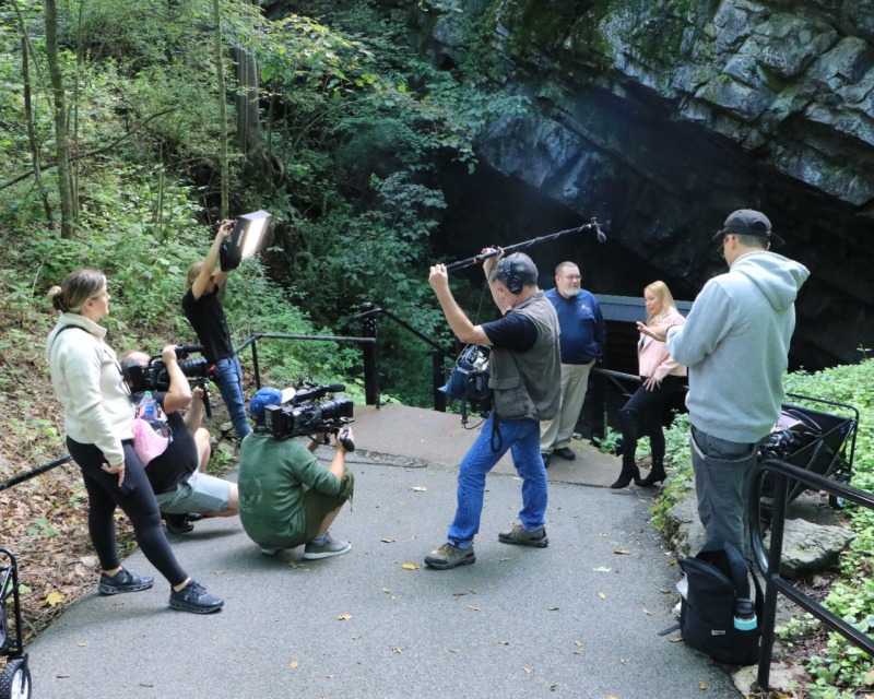 Behind the Scenes Photos: Penn's Cave in Centre Hall, Pennsylvania ...