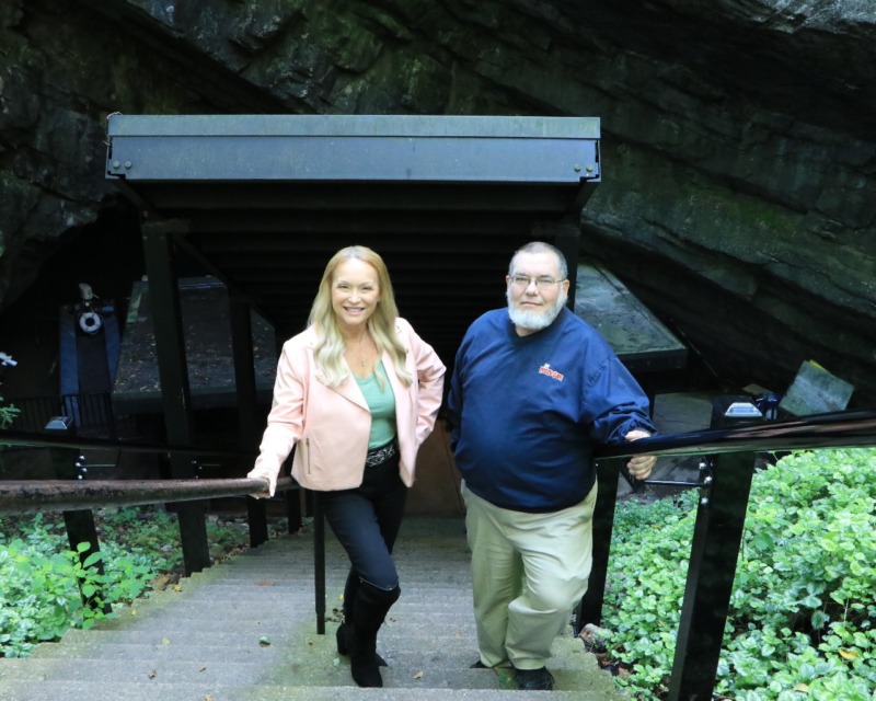 Behind the Scenes Photos: Penn's Cave in Centre Hall, Pennsylvania ...